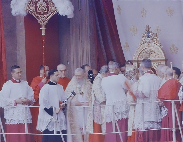 The Rite of Papal Coronation – Caeremoniale Romanum